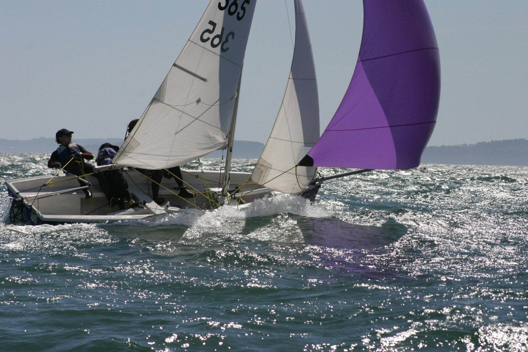 Custom Sailing Earplugs – Water Sports Ear Protection | earplu.gs